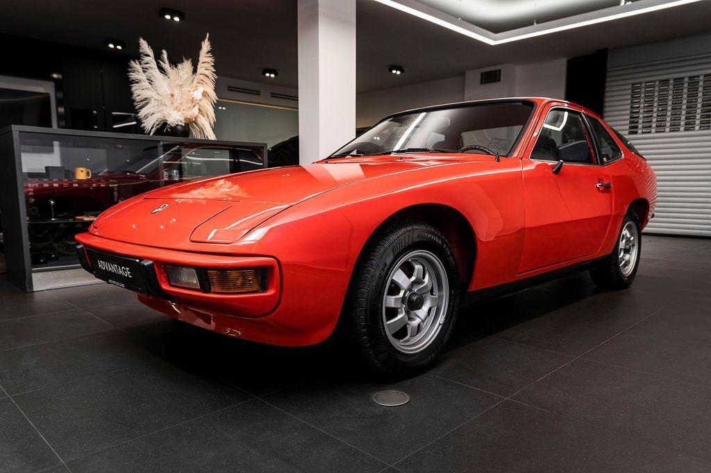 Porsche 924 1977