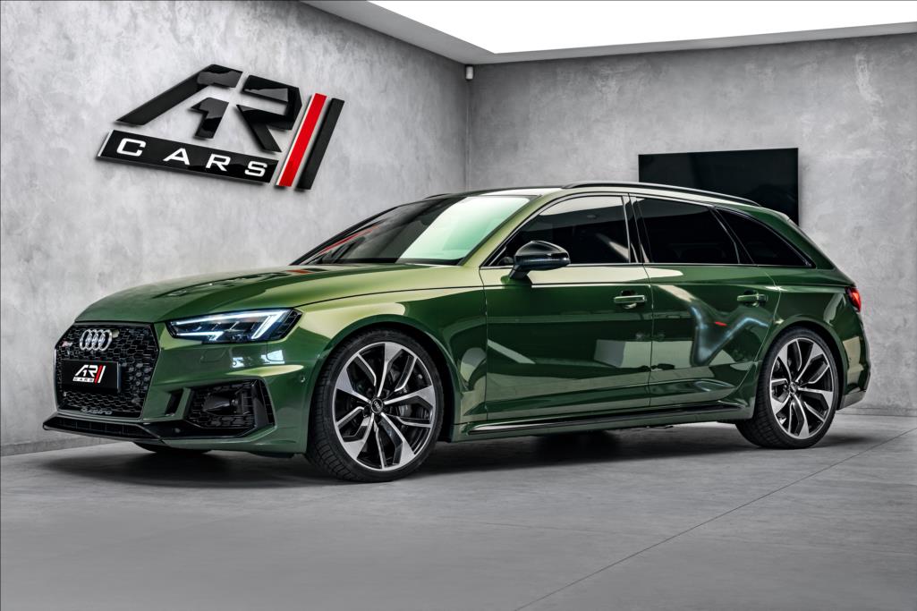 Audi RS4 RS4 TFSI quattro tiptron 2018