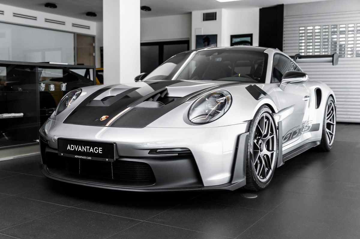 Porsche 911 GT3 RS/Weissach/GT Silber 2025