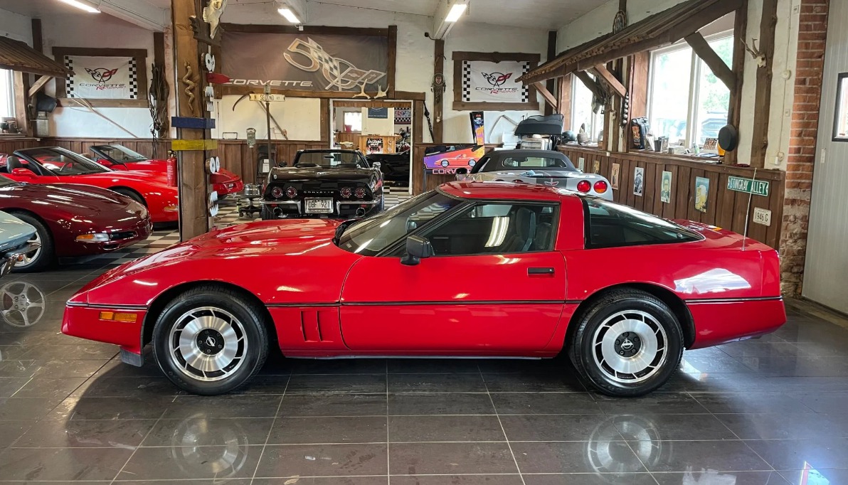 Chevrolet Corvette C4 1984