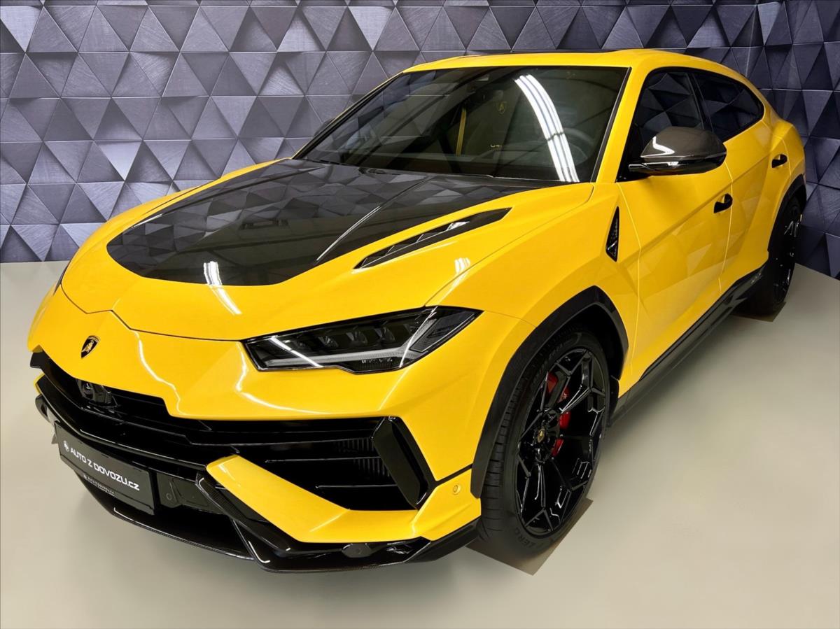 Lamborghini Urus 4,0 V8 PERFORMANTE, CARBO 2024